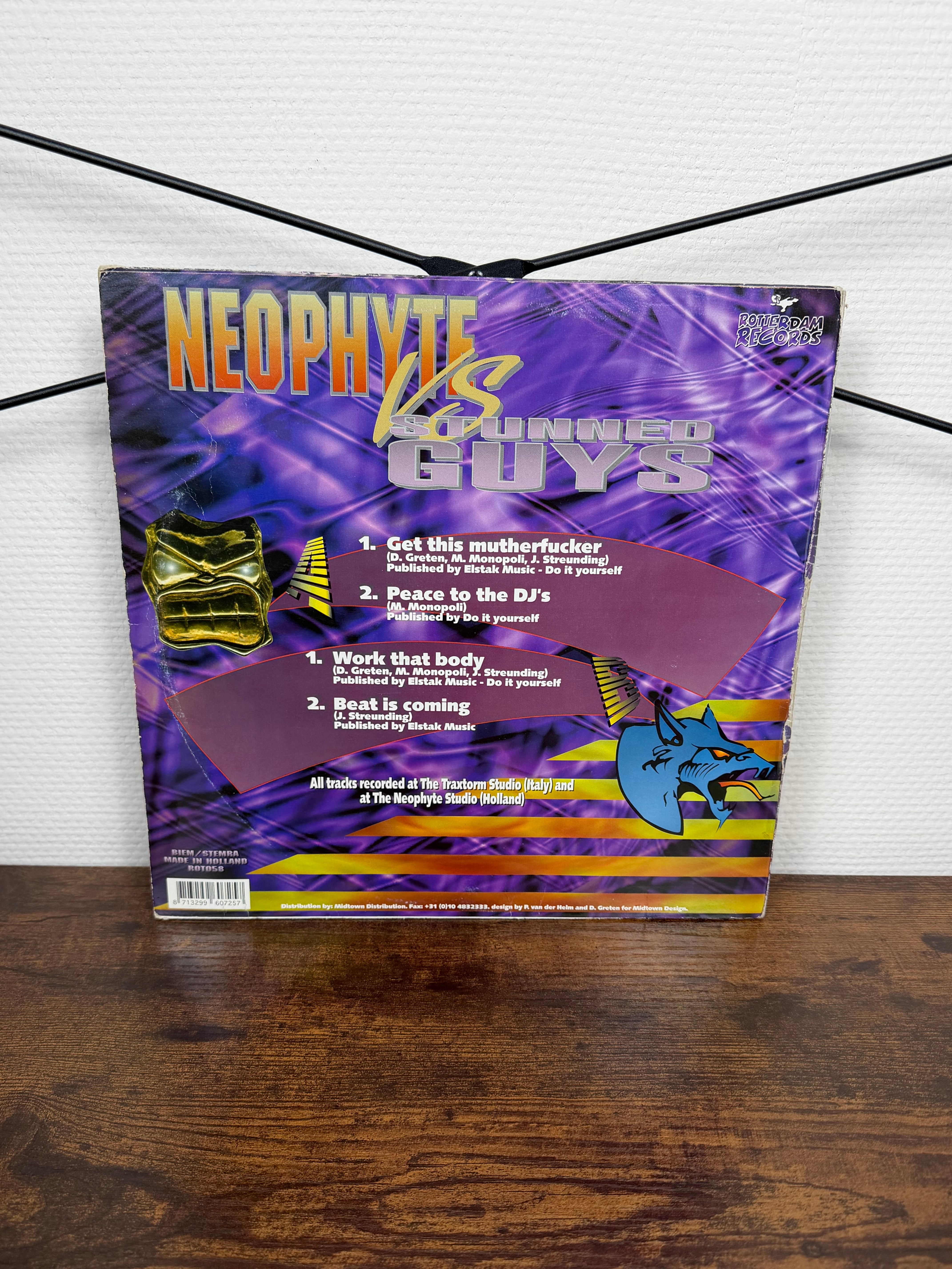 (1996) Neophyte Vs. Stunned Guys – Get This Motherfucker (Vinyl, Hardc