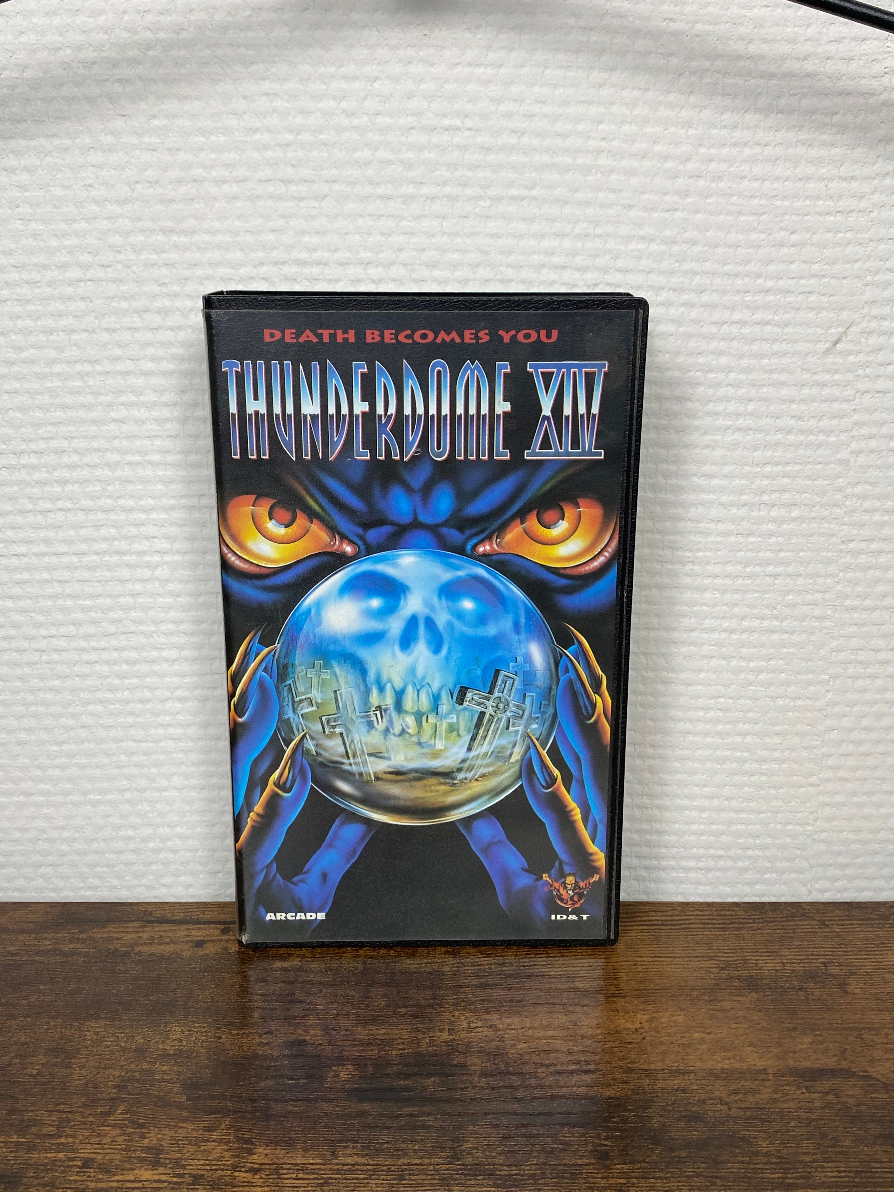 VINTAGE THUNDERDOME / ID&T